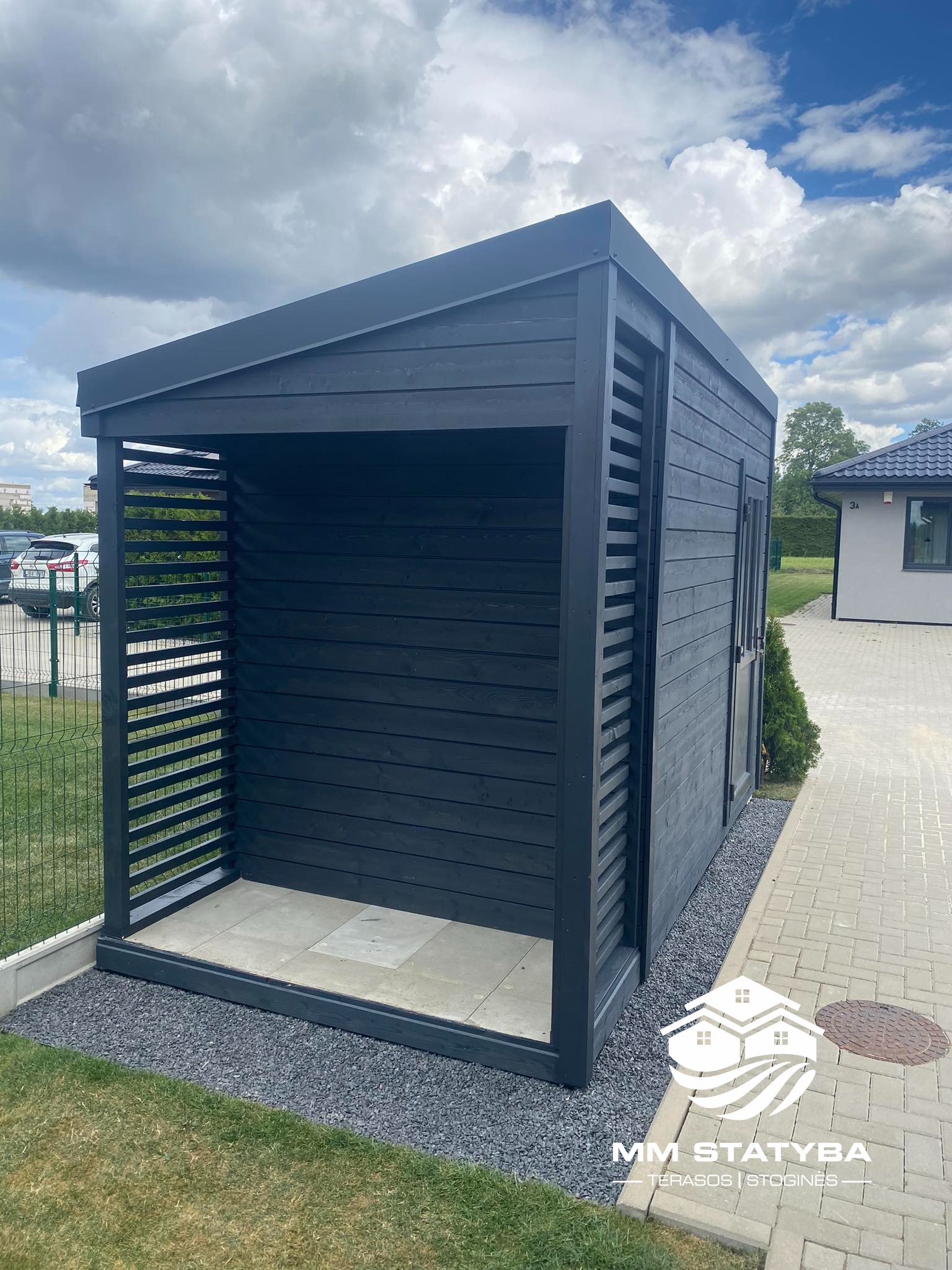 Sumontuotas strandartinis sandėliukas – MM Statyba