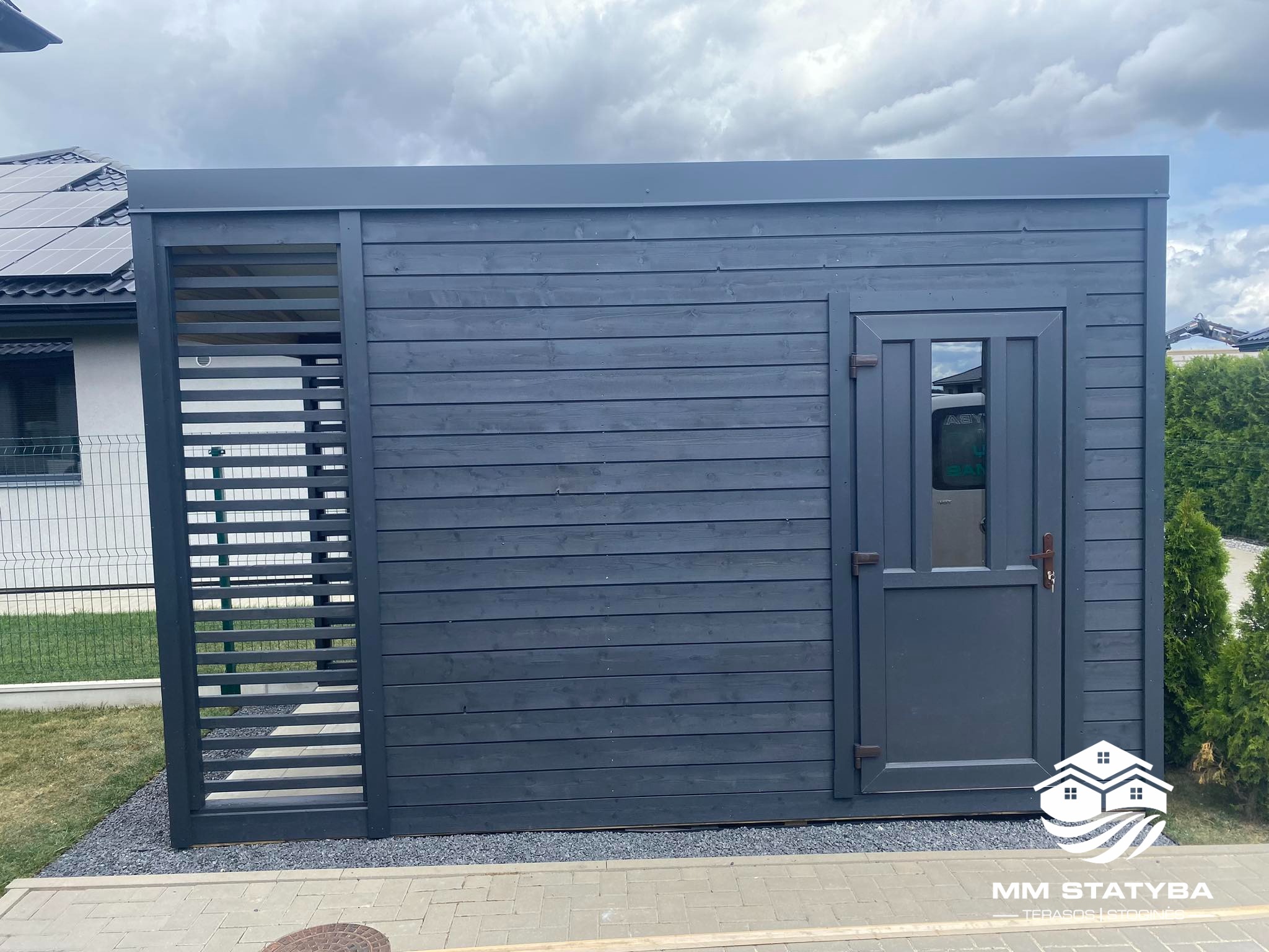 Sumontuotas strandartinis sandėliukas – MM Statyba